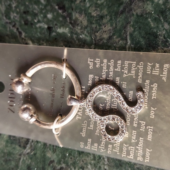 Jesi's Fashionz | Accessories | P52 Zodiac Leo Crystal Key Holder ...